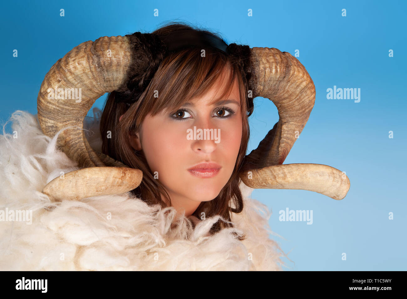 Zodiac sign aries Banque de photographies et d’images à haute ...