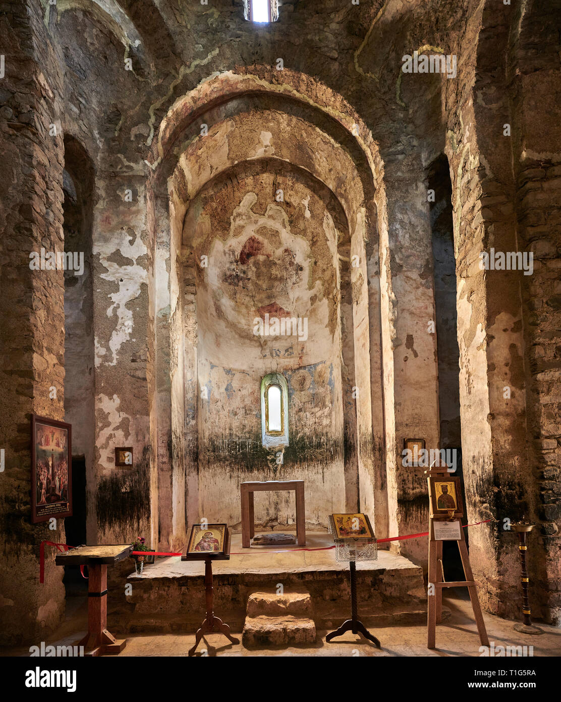 Photos et images de l'intérieur d'une coupole tetraconch église du ...
