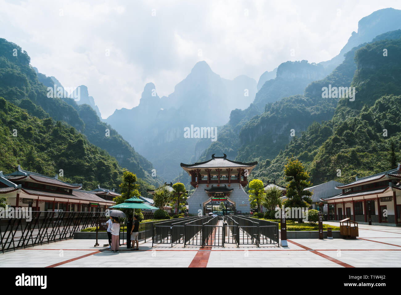 Tianmen Mountain Banque d'image et photos - Alamy
