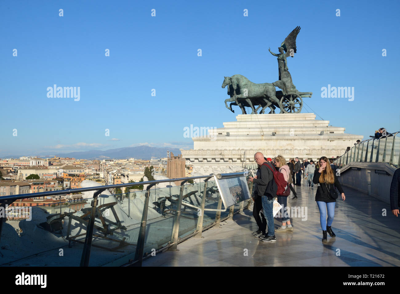 Vue depuis le monument vittorio emanuele ii Banque de photographies et ...