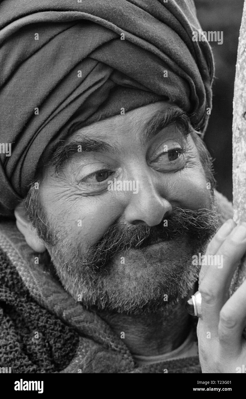 Milo o'shea Banque de photographies et d’images à haute résolution - Alamy