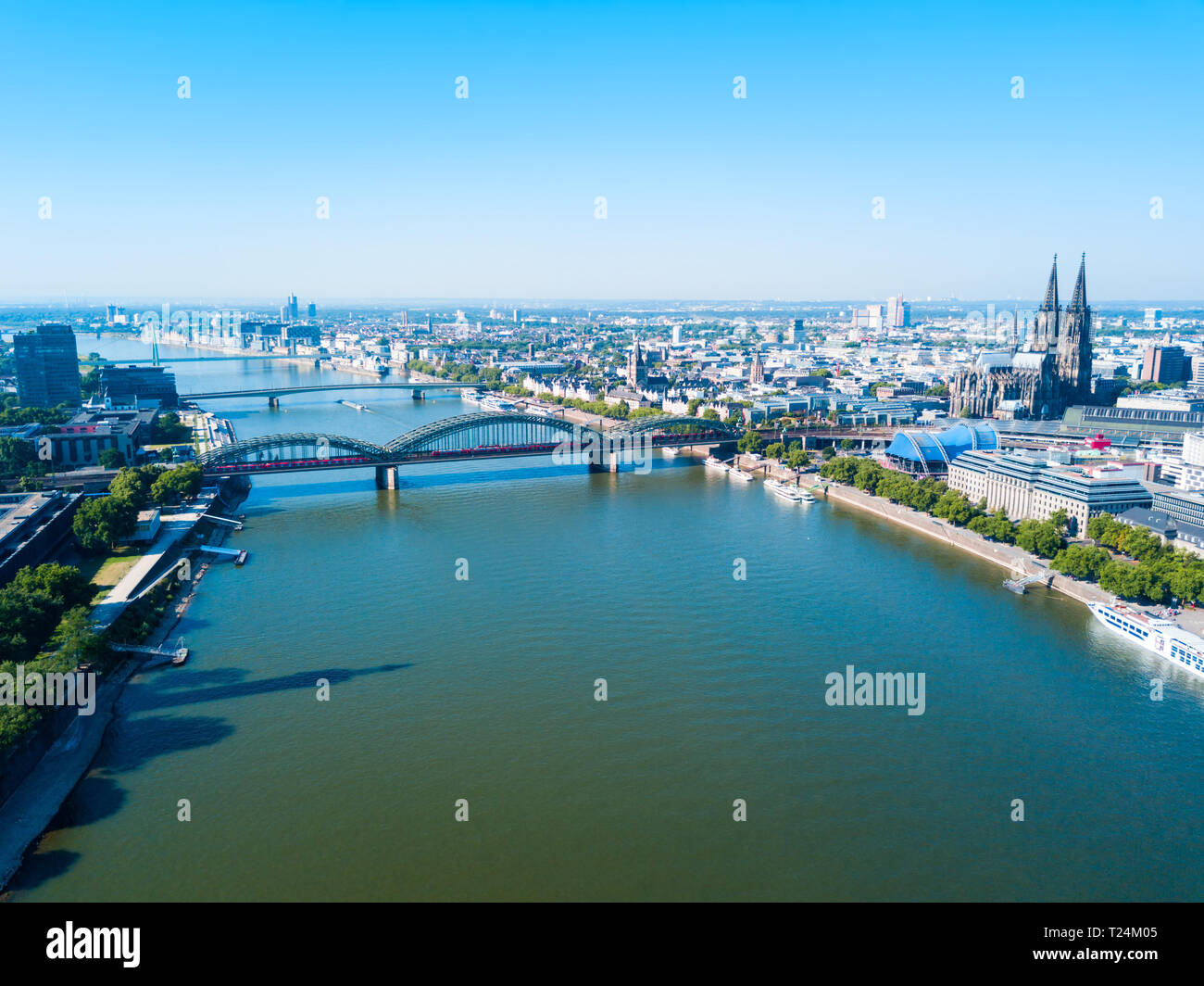 Rhine river aerial Banque de photographies et d’images à haute ...