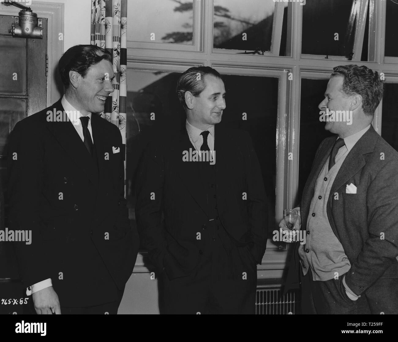 Le navire qui est mort de honte (1955), scénariste et producteur de ...