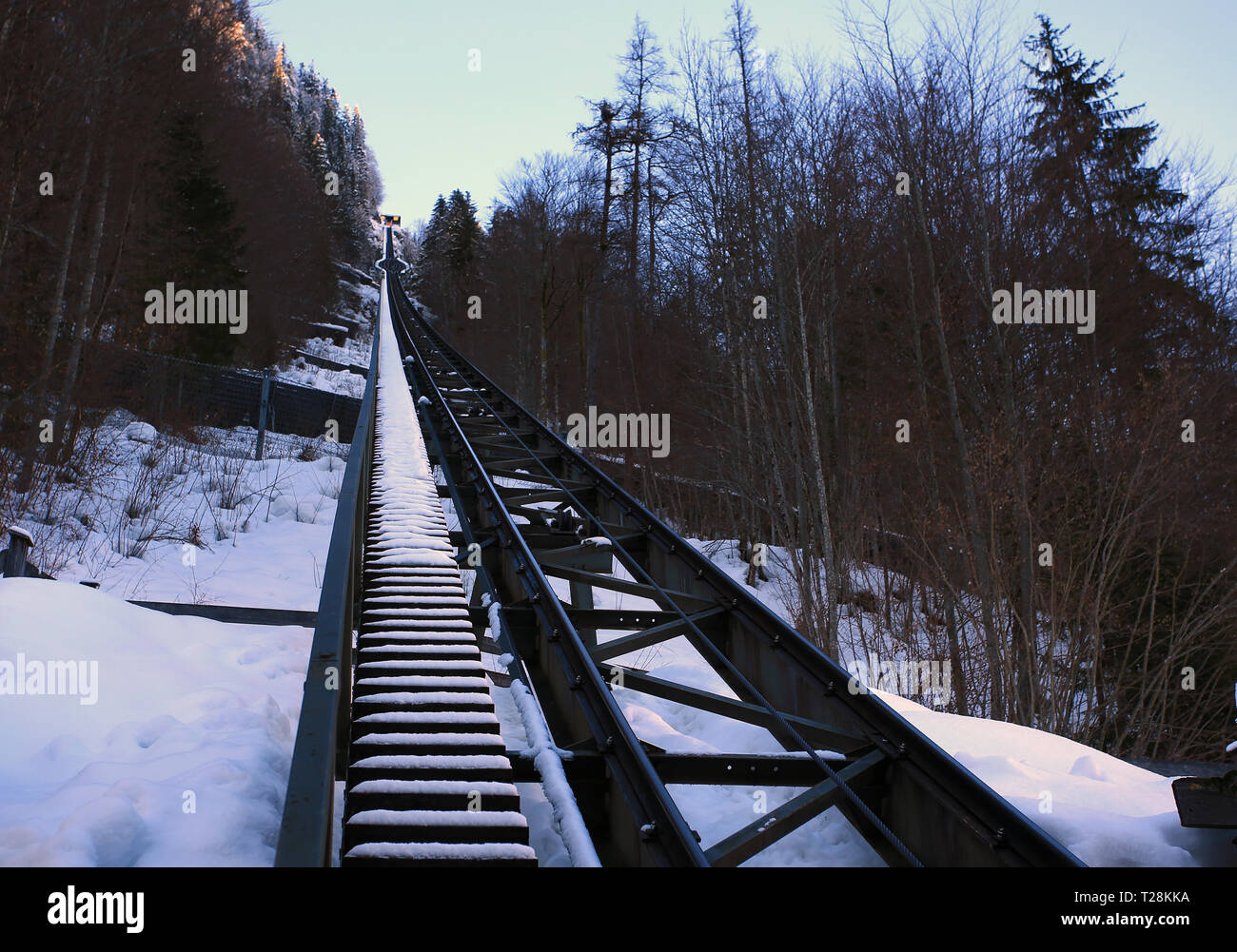 Hallstatt dans la neige Banque de photographies et d’images à haute ...