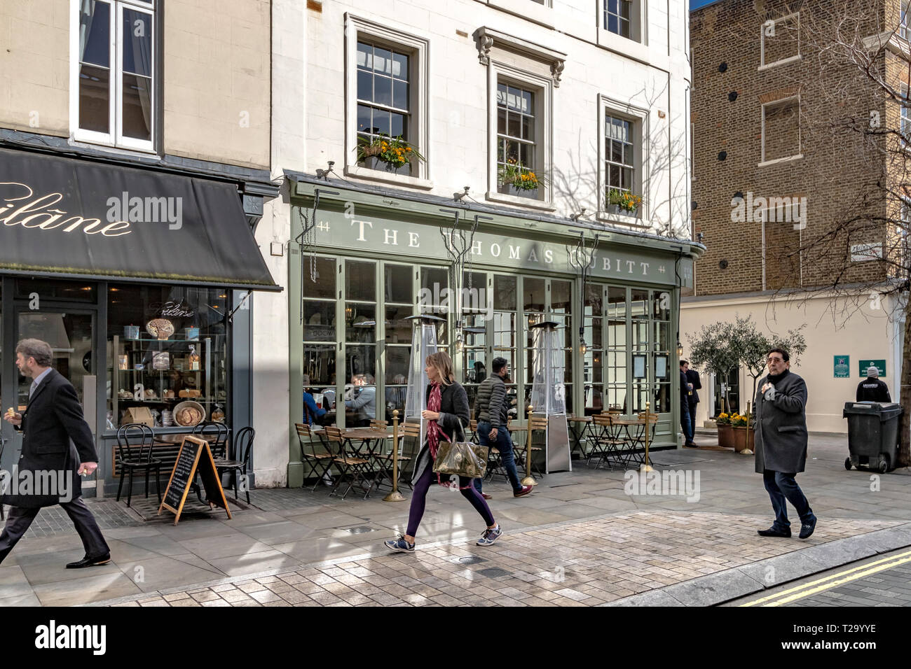 Pub Thomas Cubitt Banque d'image et photos - Alamy