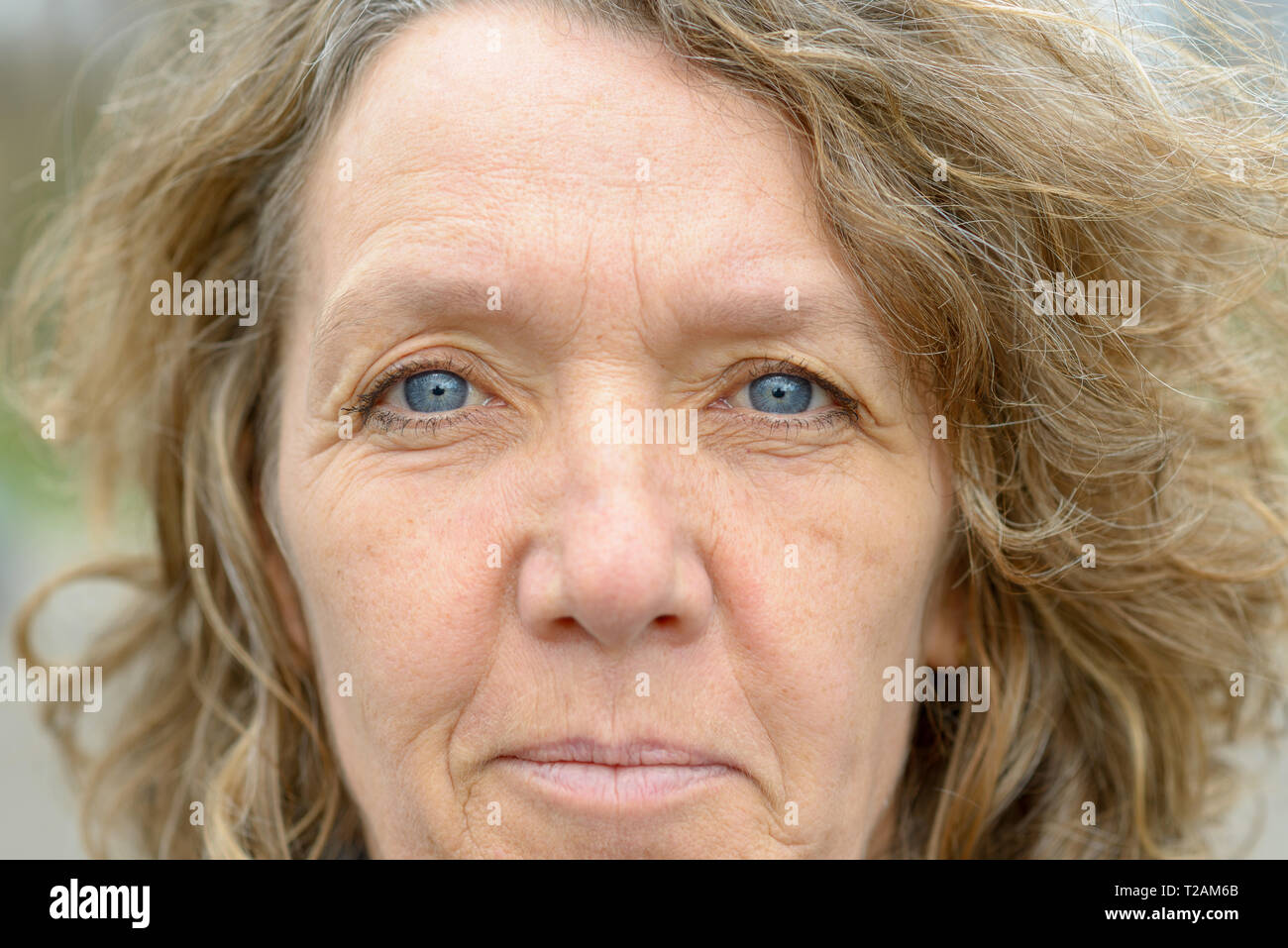 Visage ridé Banque de photographies et d’images à haute résolution - Alamy