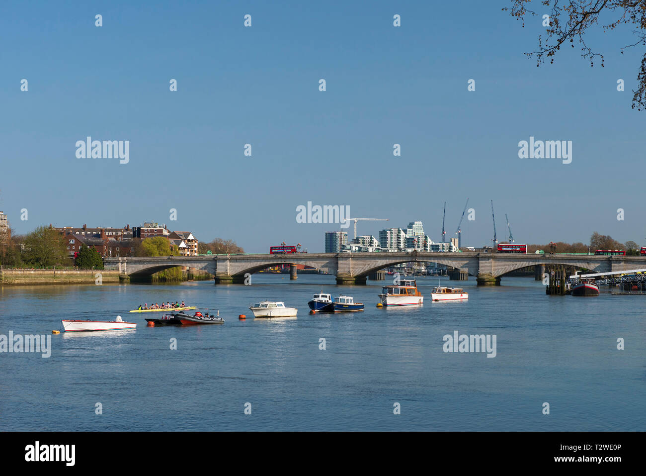 Putney pier Banque de photographies et d’images à haute résolution - Alamy