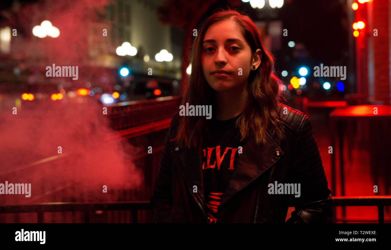 Punk femme Banque de photographies et d’images à haute résolution - Alamy