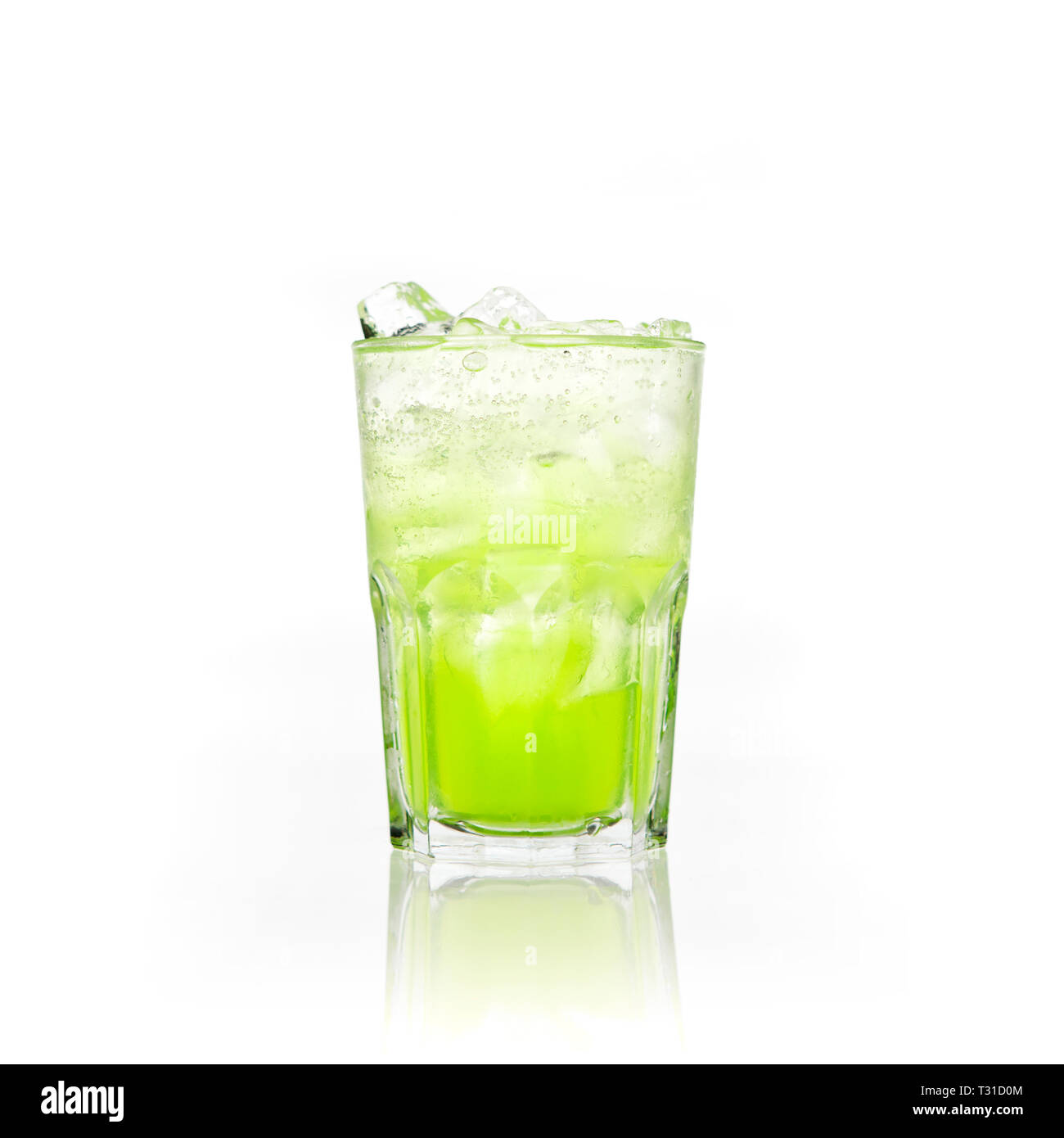 Cocktail vert Banque de photographies et d’images à haute résolution ...