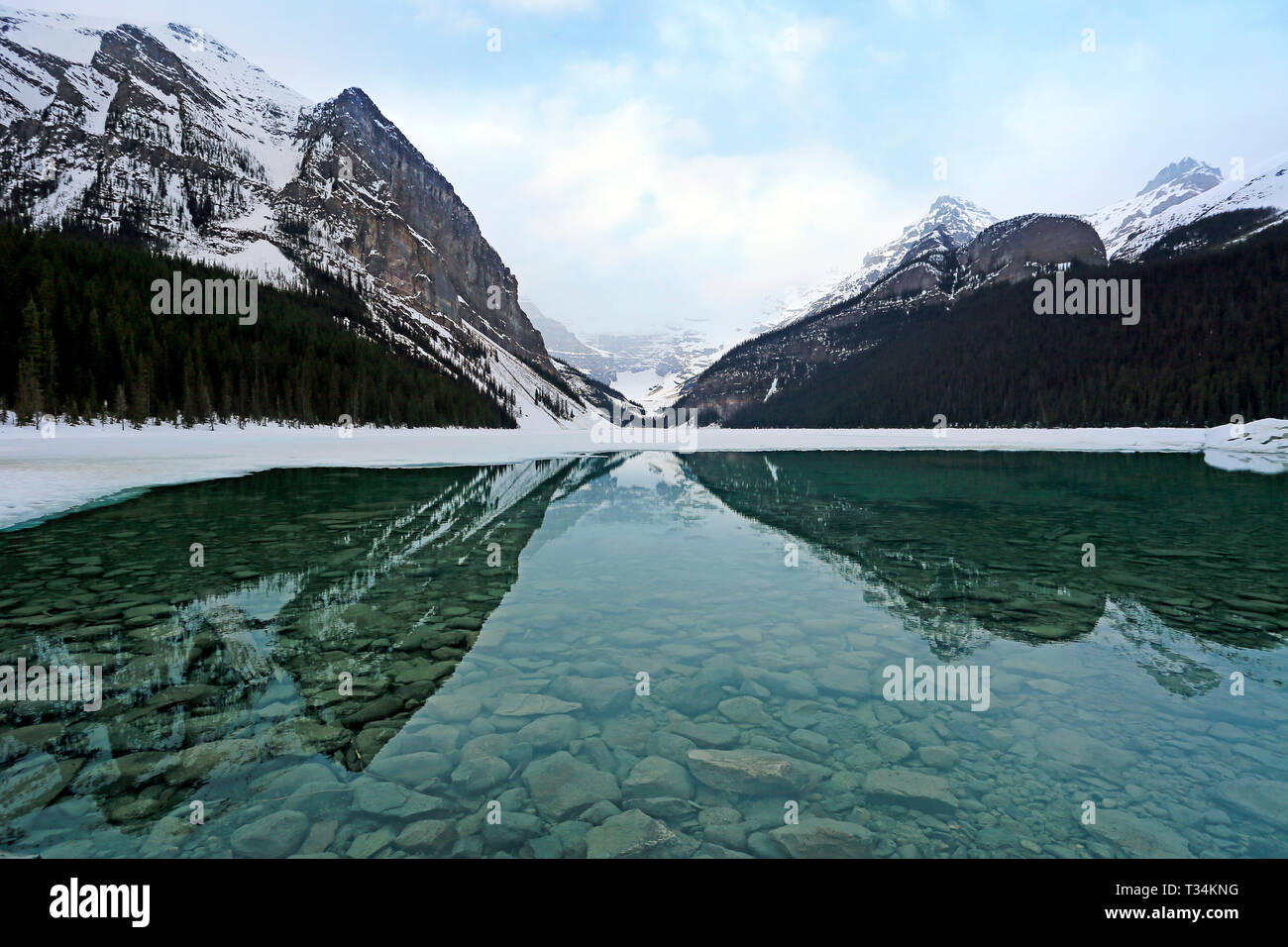 Montagne alberta rocheuses canada Banque de photographies et d’images à ...