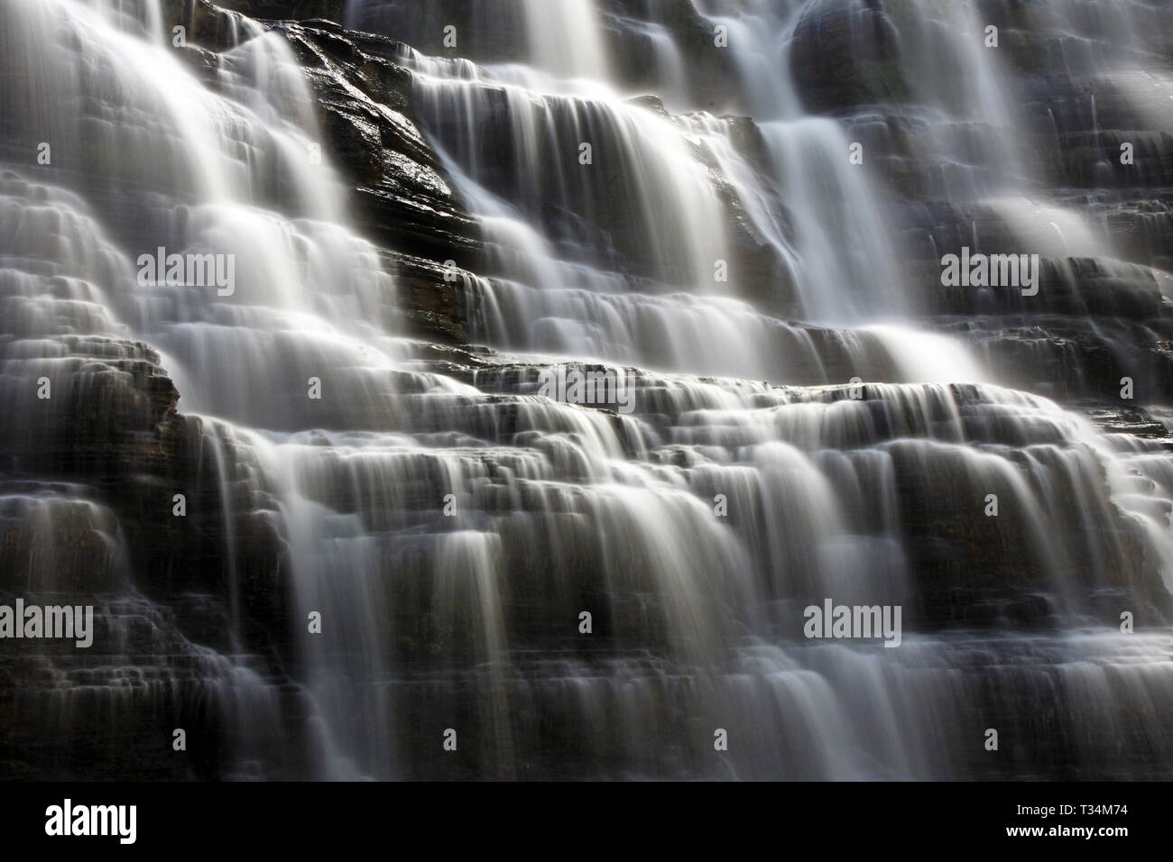 Cascade dans l'ouest de java Banque de photographies et d’images à ...