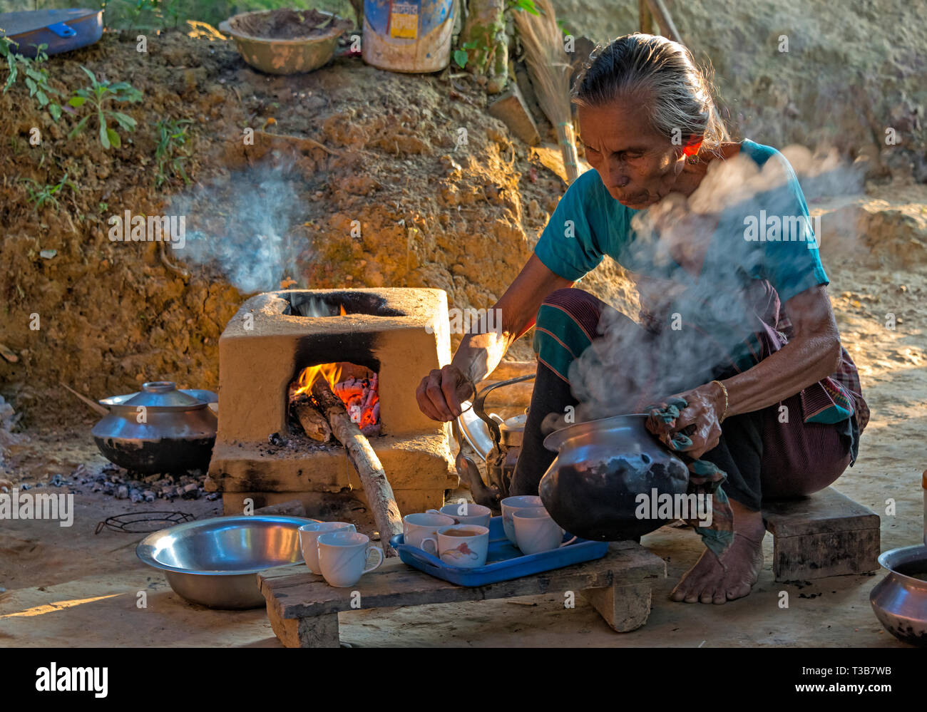 Chakma bangladesh Banque de photographies et d’images à haute ...