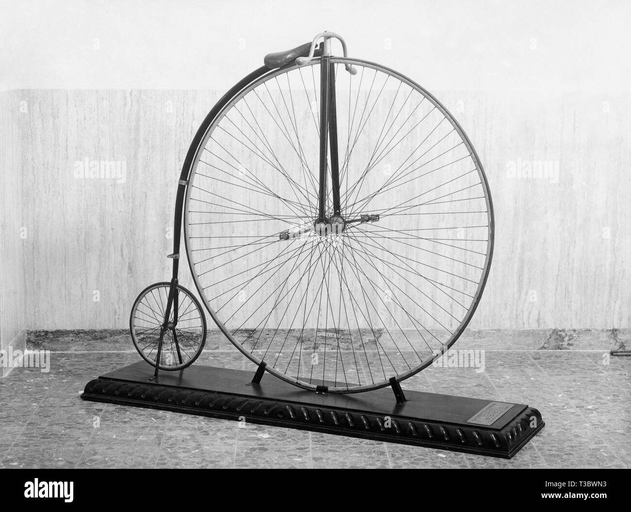 Velocipede ou draisine Banque de photographies et d’images à haute ...