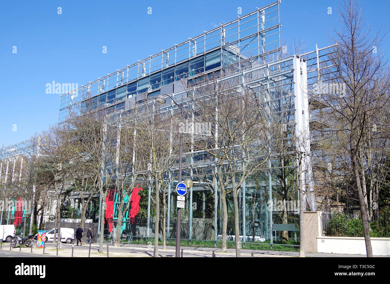 Siège de Cartier S.A. et la Fondation Cartier de l'Art Contemporain ...