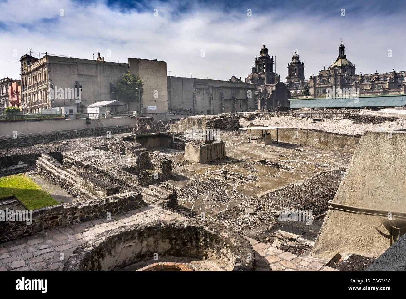 La Cathédrale métropolitaine de Mexico Zocalo Templo Mayor au Mexique ...