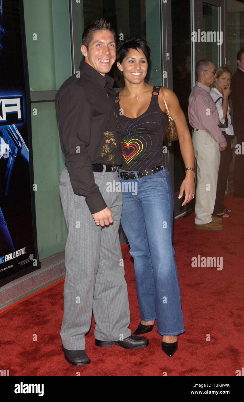 LOS ANGELES, CA. 18 septembre 2002 : l'Acteur RAY PARK & épouse Lisa ...