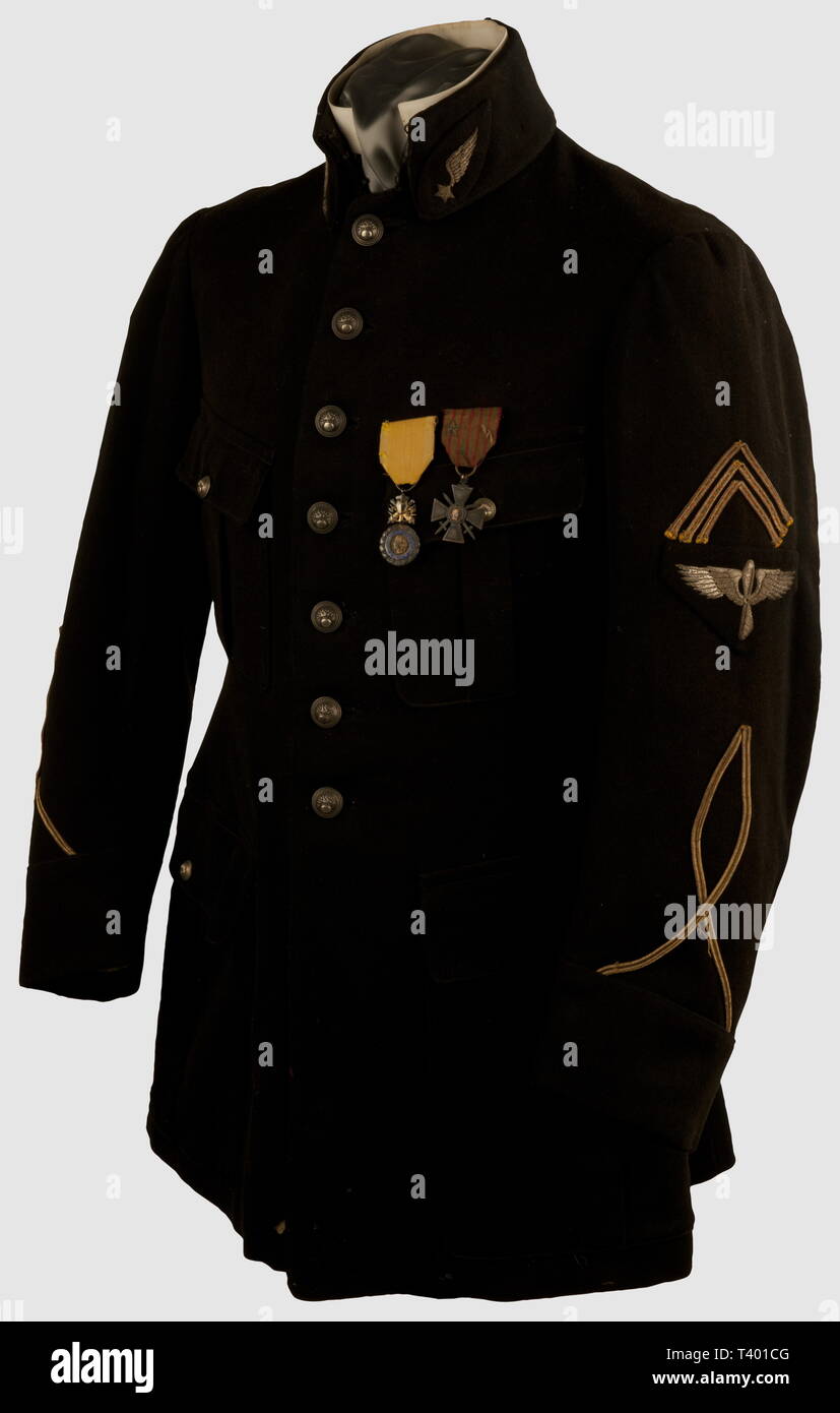 PREMIERE GUERRE MONDIALE, tunique bleue d'adjudant-chef pilote, Vareuse ...