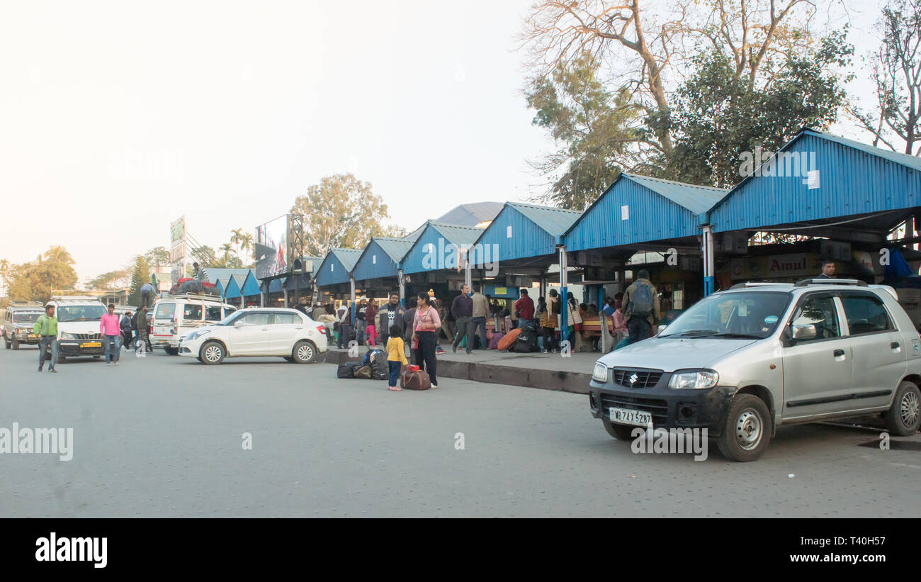 Nouvelle gare de jalpaiguri junction Banque de photographies et d ...