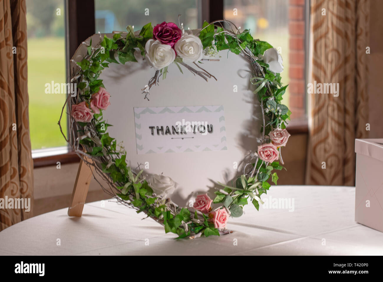 Merci avec des fleurs Banque de photographies et d’images à haute ...