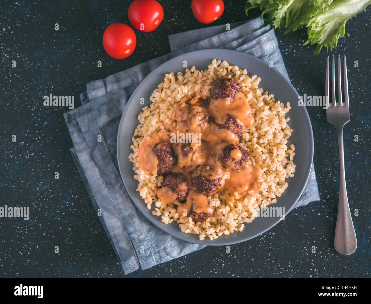 Idée recette plat de boulgour et. Boulgour avec des boulettes de boeuf ...