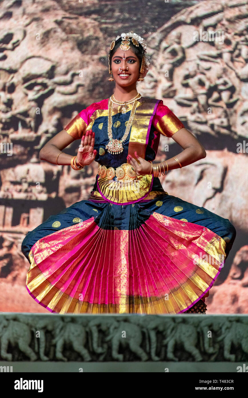 Bharatanatyam tamil nadu danseur Banque de photographies et d’images à ...