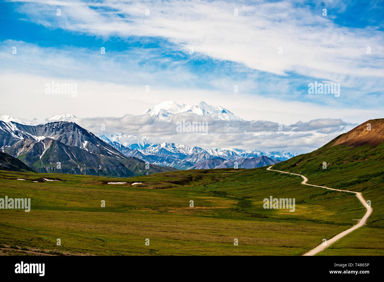 Route du parc denali Banque de photographies et d’images à haute ...