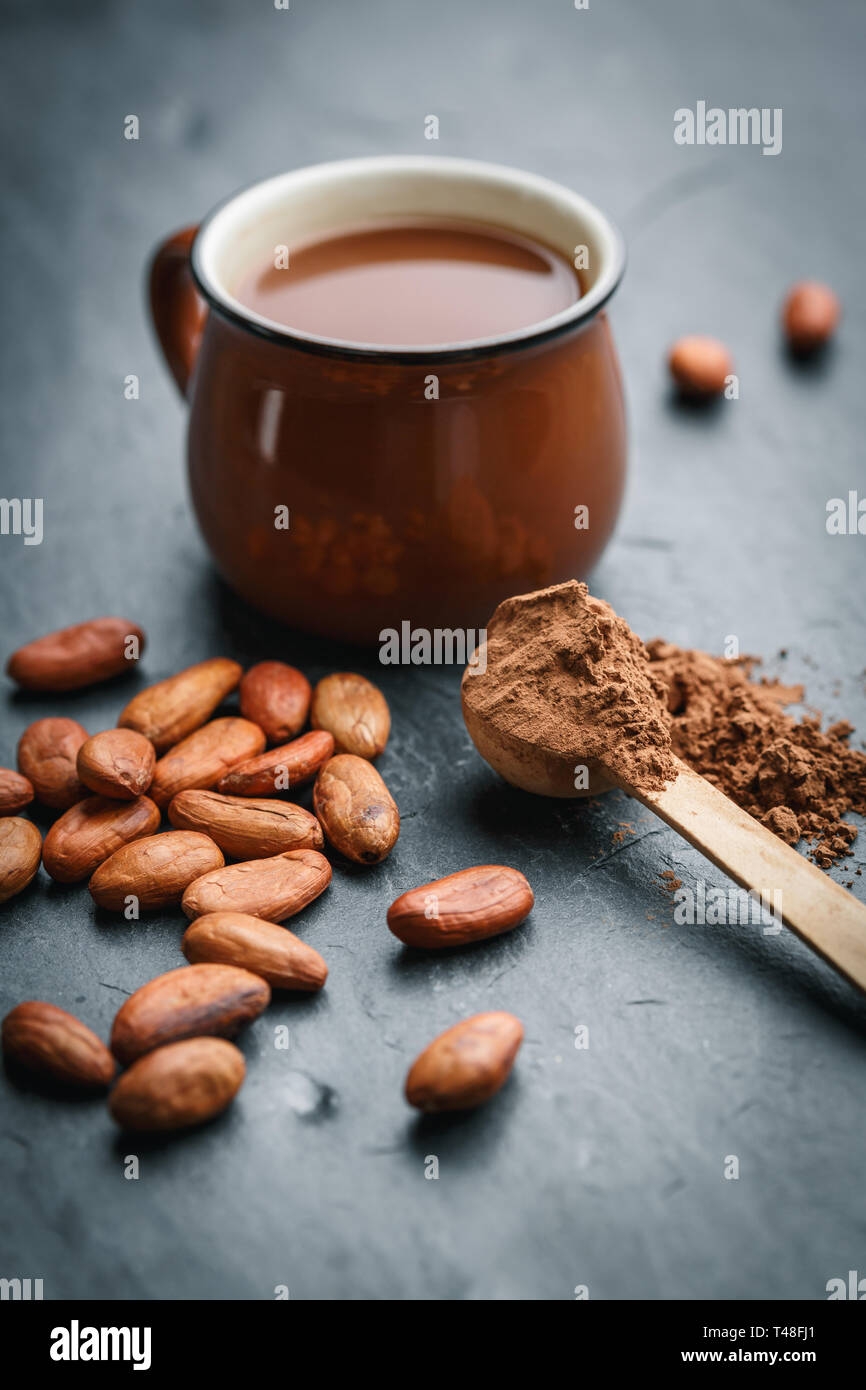 Cacao frais Banque de photographies et d’images à haute résolution - Alamy