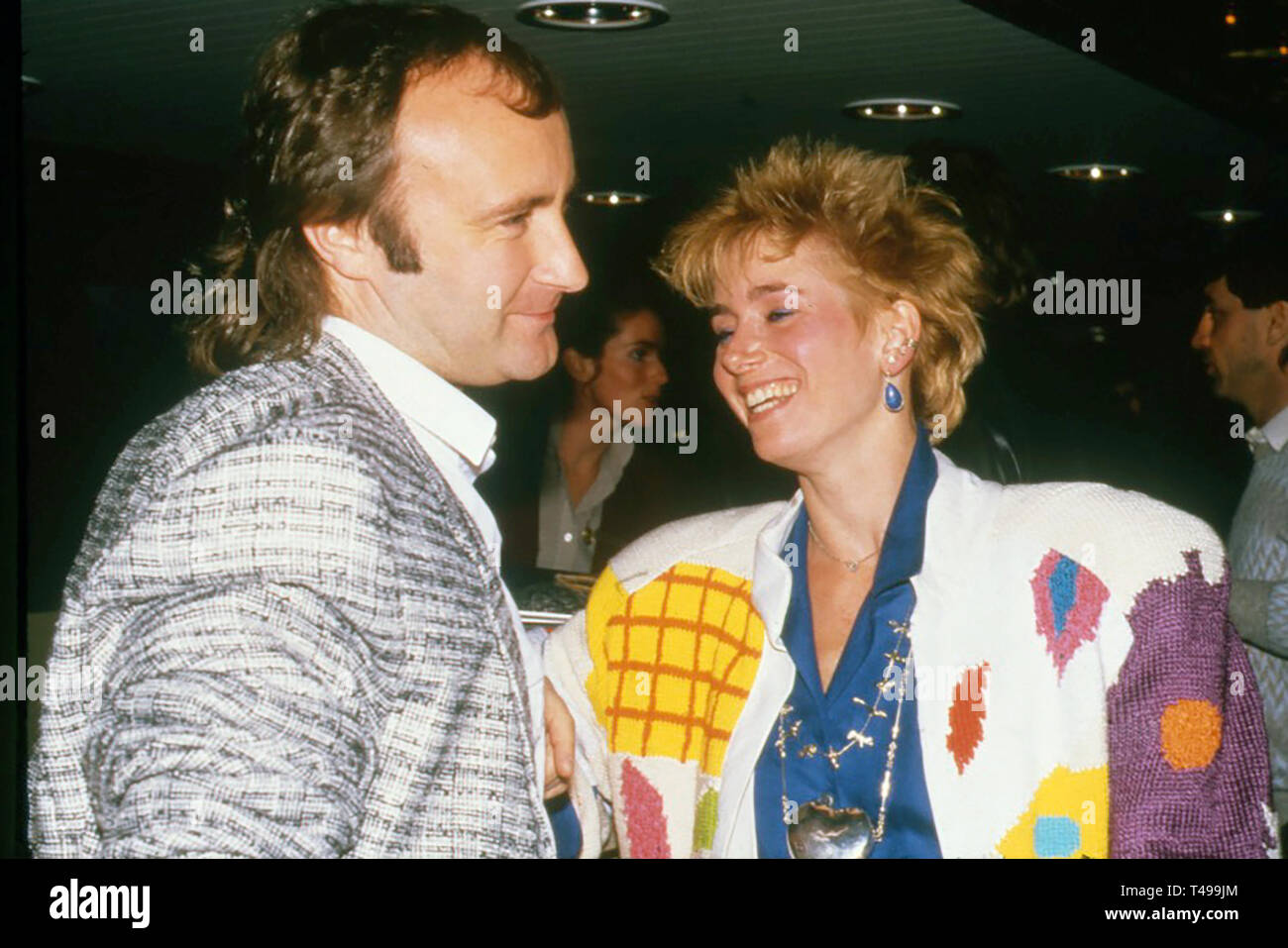 PHIL COLLINS musicien de rock anglais avec sa seconde épouse, Jill ...