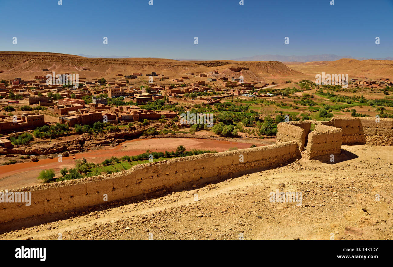 Atlas maroc habitants Banque de photographies et d’images à haute ...