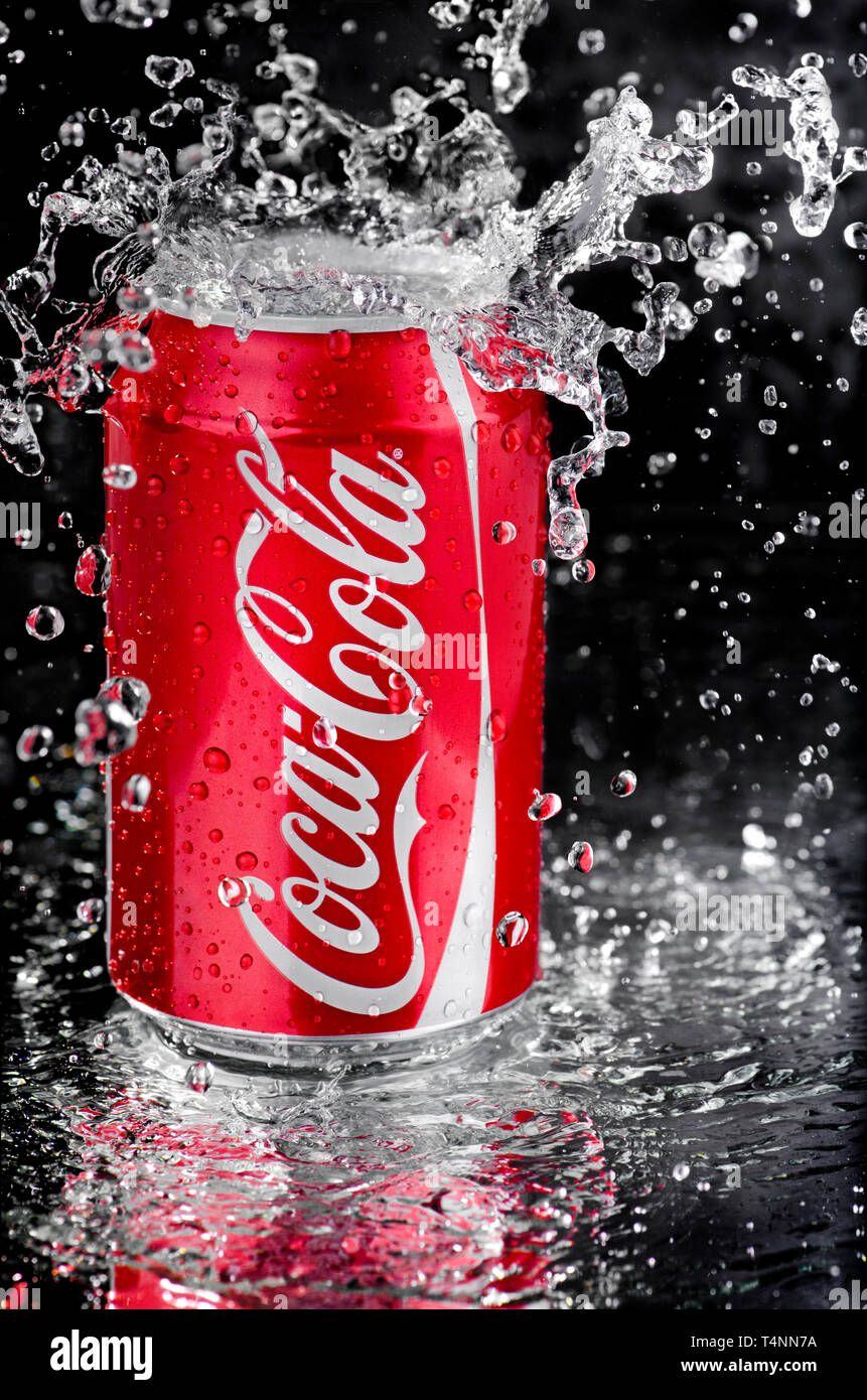 Canette de coca cola canette de coca cola Banque de photographies et d ...