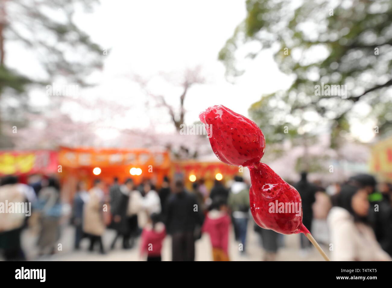 Bonbon japonais à la fraise Banque de photographies et d’images à haute ...
