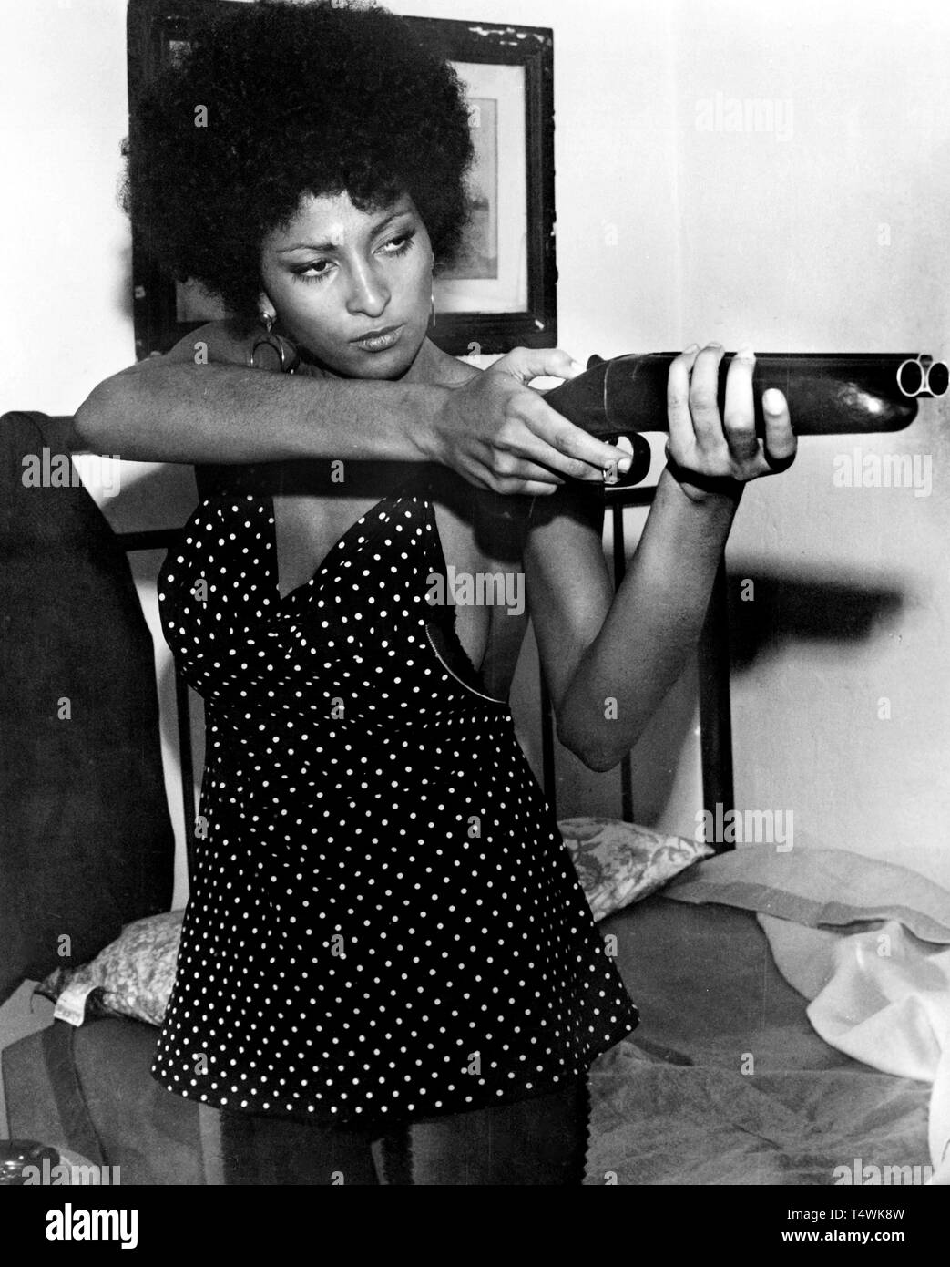 Pam grier coffy 1973 Banque de photographies et d’images à haute ...