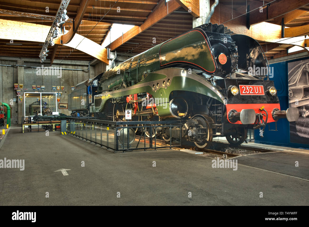 Moteur lorrain Banque de photographies et d’images à haute résolution - Alamy
