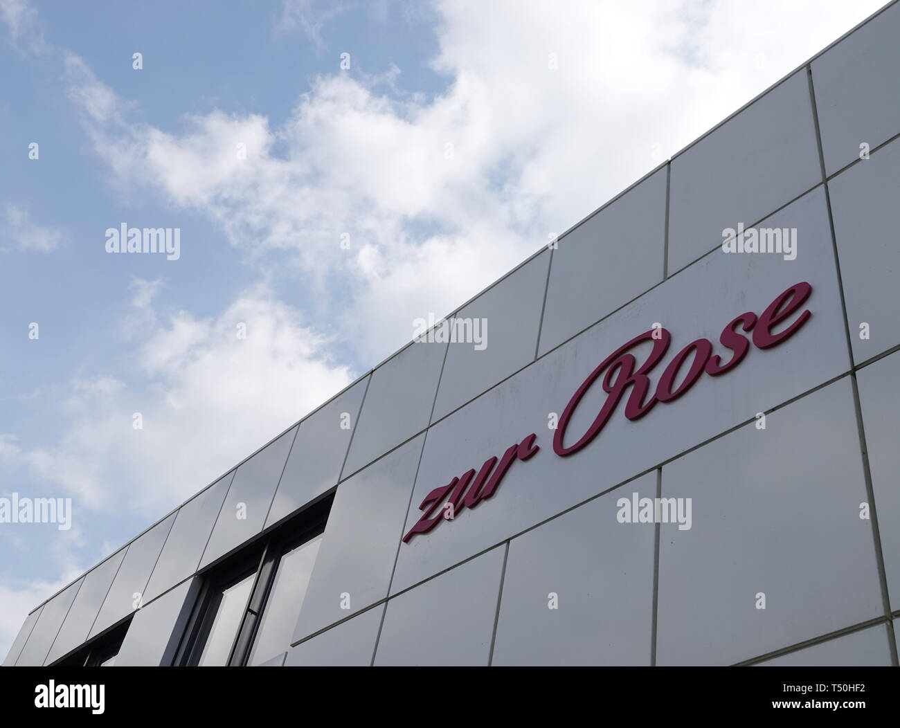 Zur rose groupe Banque de photographies et d’images à haute résolution ...