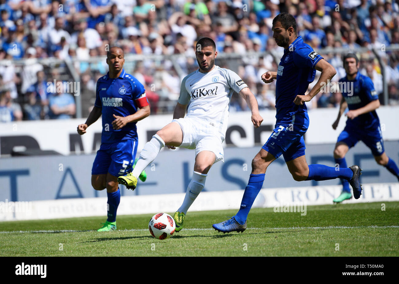 Footballeur deniz undav Banque de photographies et d’images à haute ...