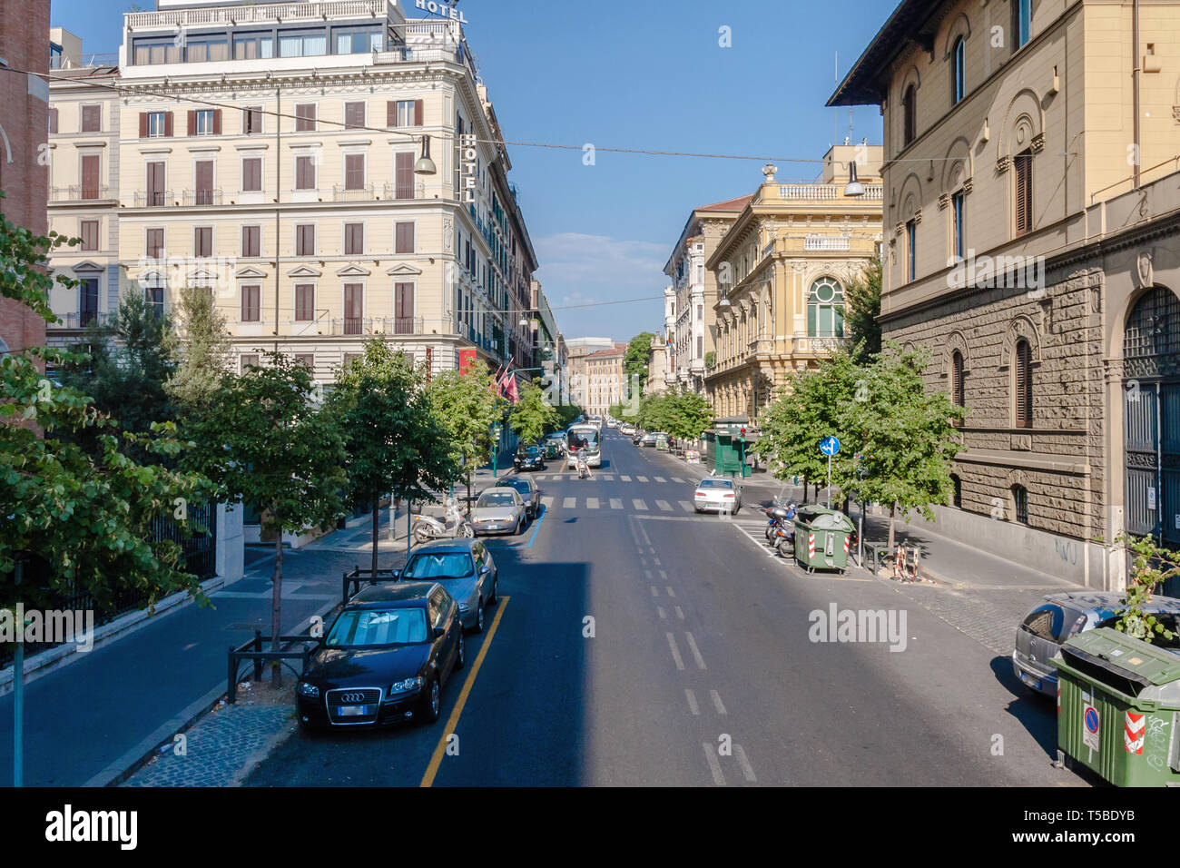 Centre ville de rome Banque de photographies et d’images à haute ...