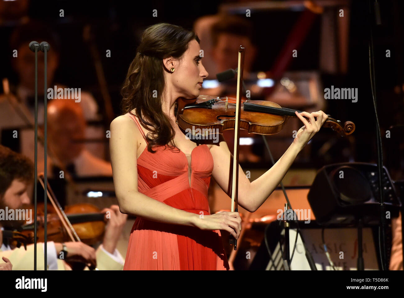 Jennifer pike effectue classique fm live royal albert hall Banque de ...