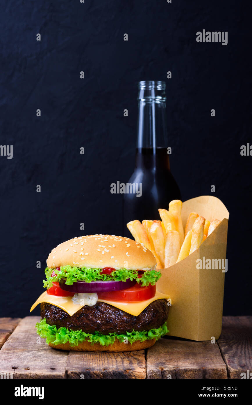 Menu burger Banque de photographies et d’images à haute résolution - Alamy