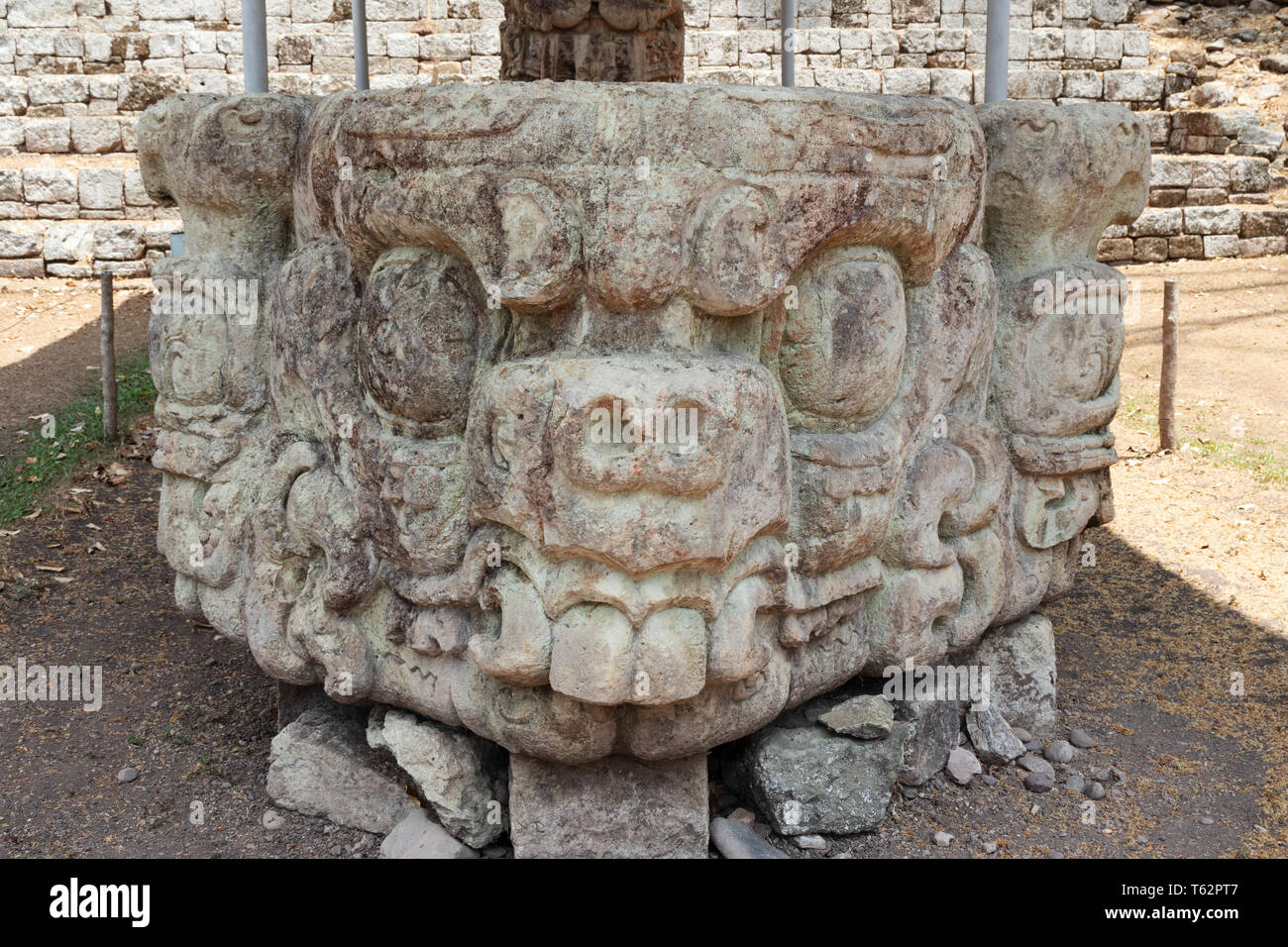 La sculpture sur pierre ; maya Copan Honduras site Maya Maya ...