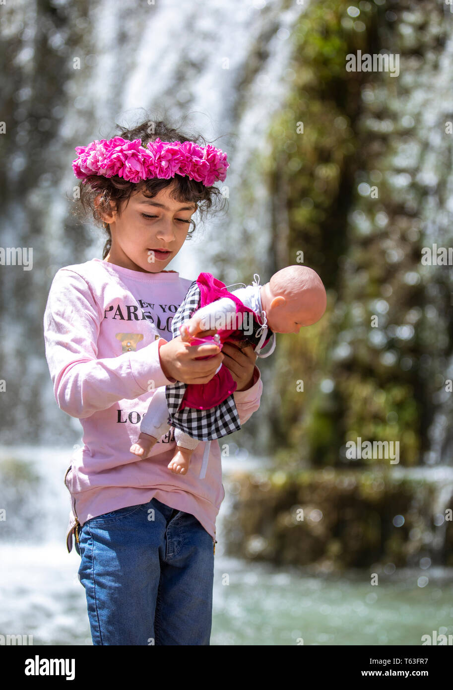 Iranian girl Banque de photographies et d’images à haute résolution - Alamy