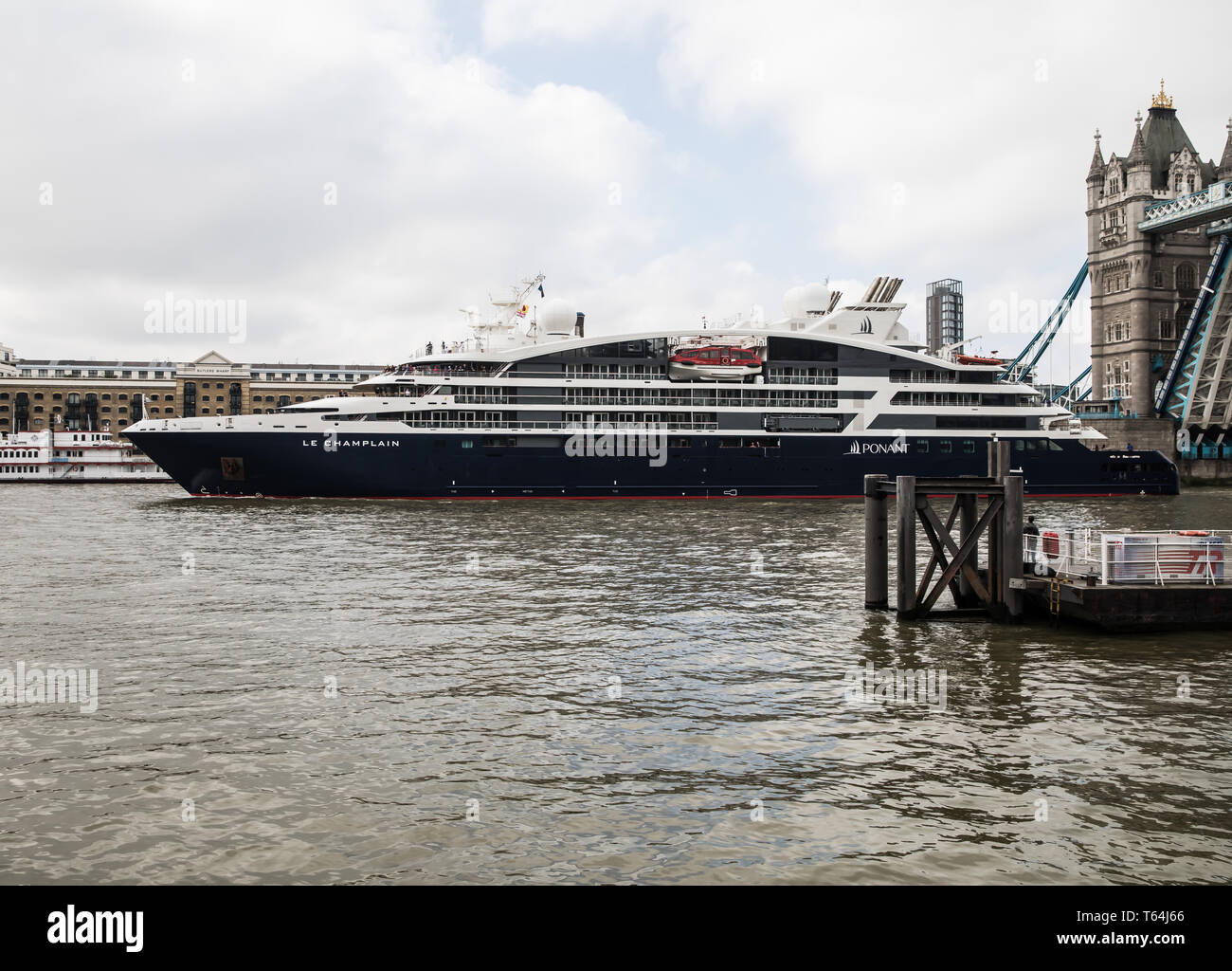 Champlain liner Banque de photographies et d’images à haute résolution ...