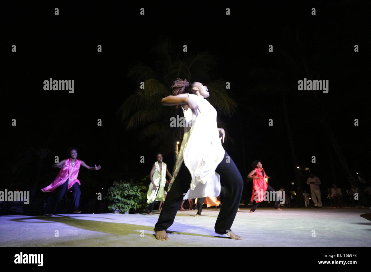 Le sega traditionnel mauricien puise son histoire dans celle Banque de ...