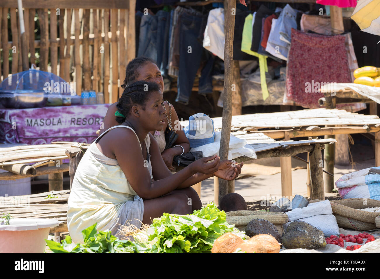 Poverty in madagascar Banque de photographies et d’images à haute ...