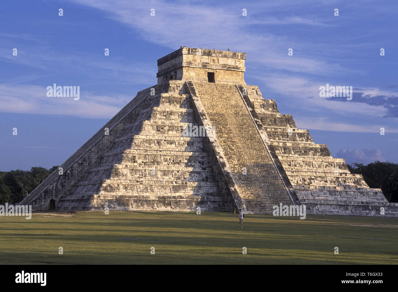 Chichen itza maya ruines Banque de photographies et d’images à haute ...