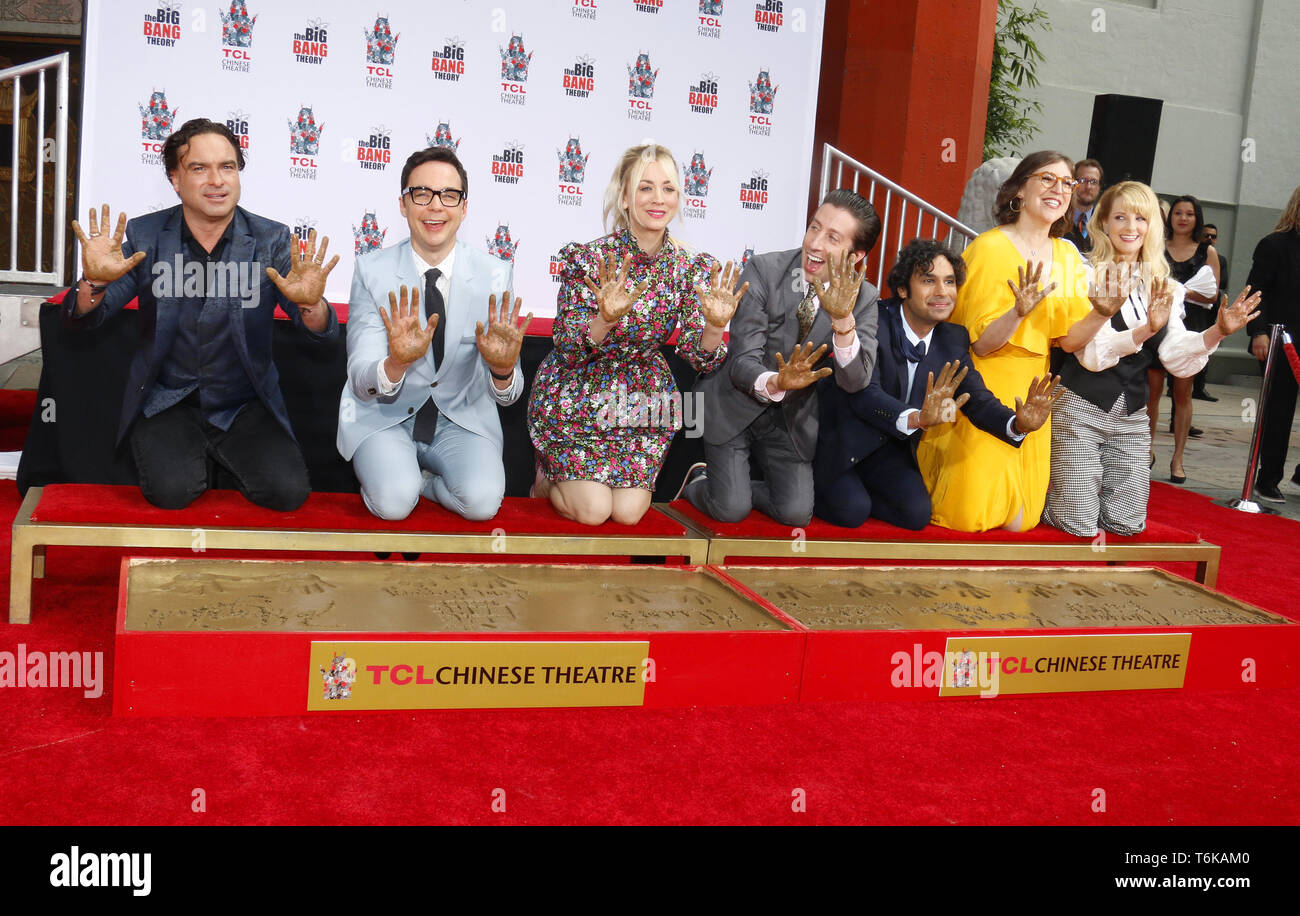 Johnny Galecki, Jim Parsons, Kaley Cuoco, Simon Helberg, Kunal Nayyar ...