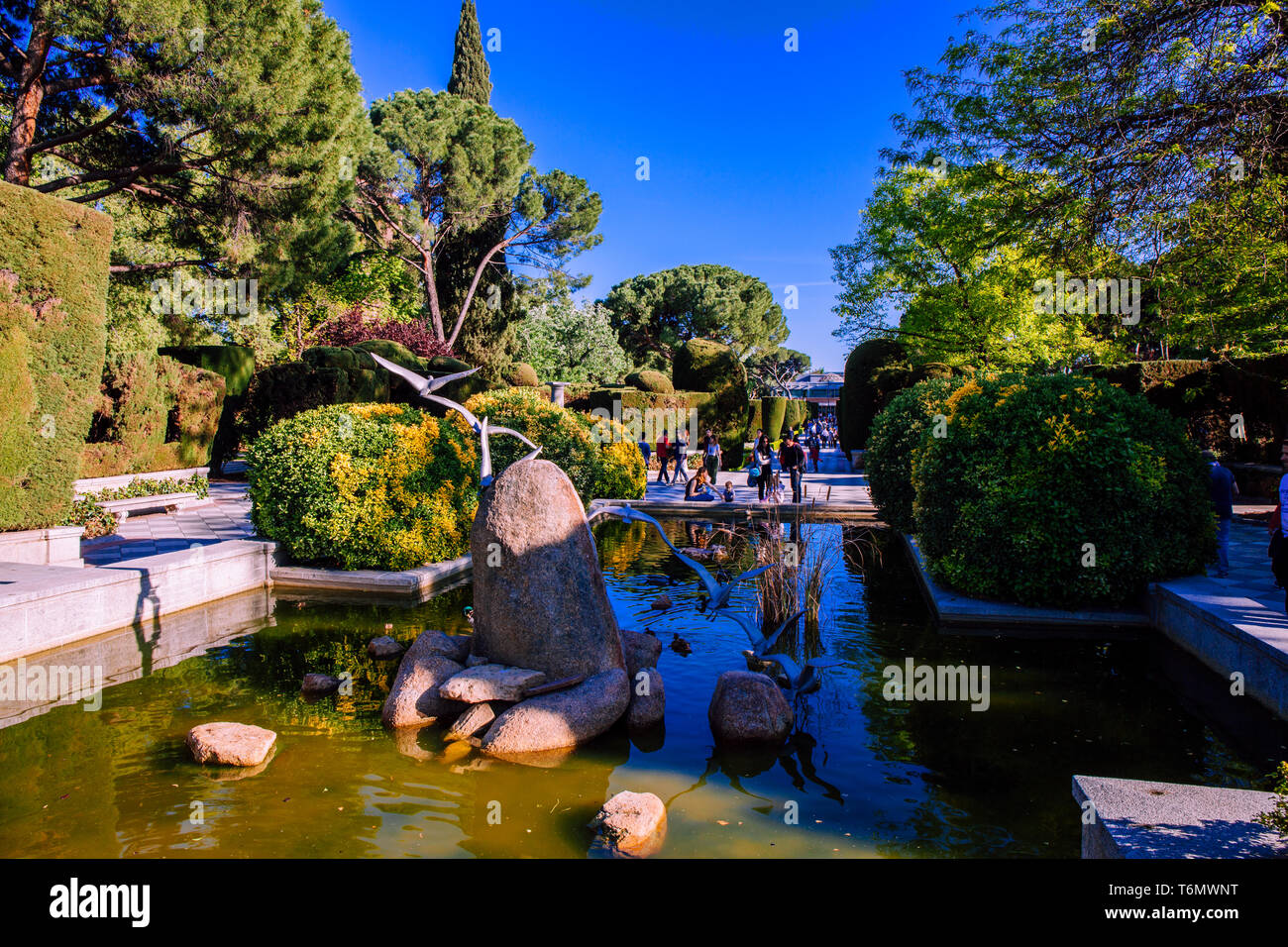 Le "Parc" Buen Retiro à Madrid. Le parc du Retiro est un des plus ...