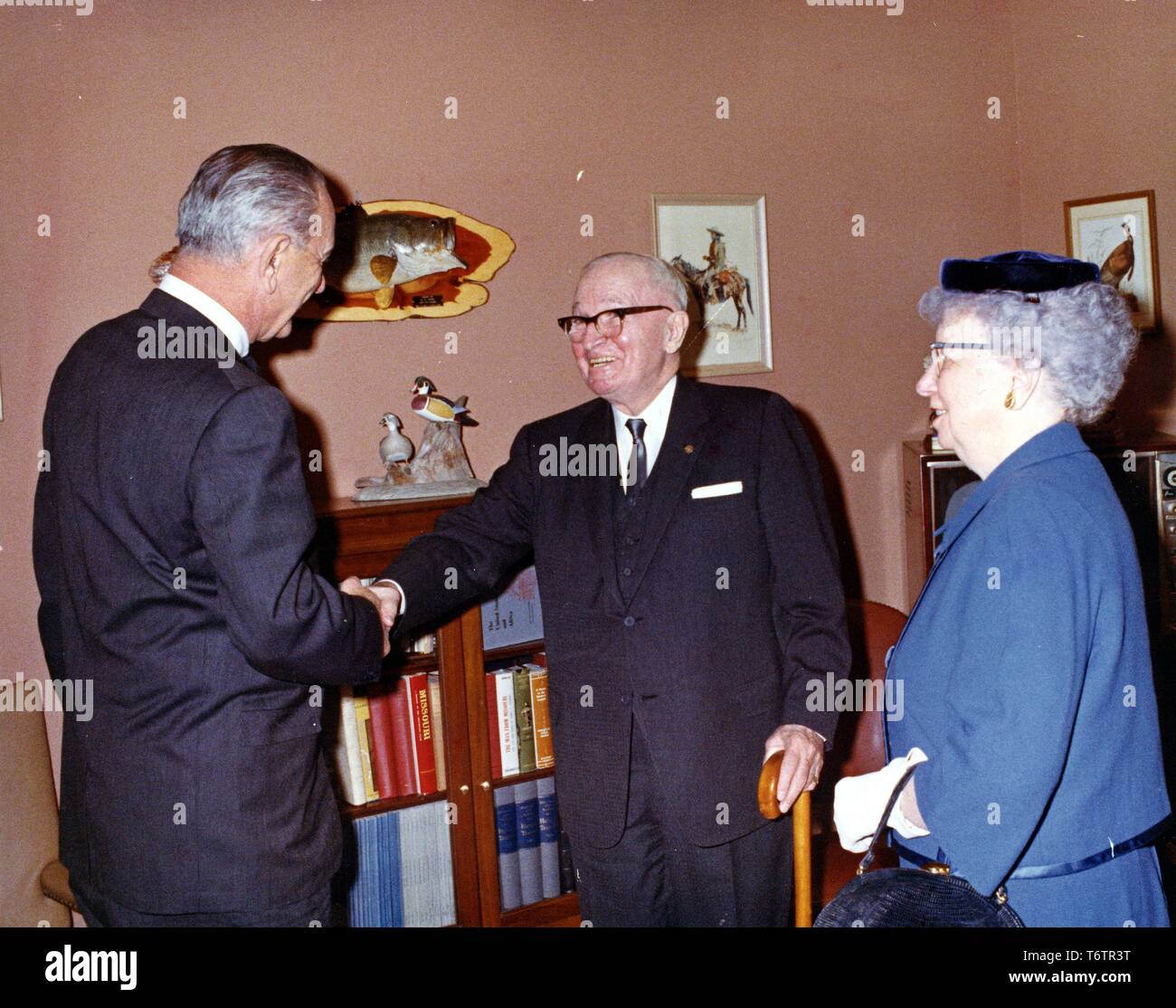 Bess truman 1966 Banque de photographies et d’images à haute résolution ...