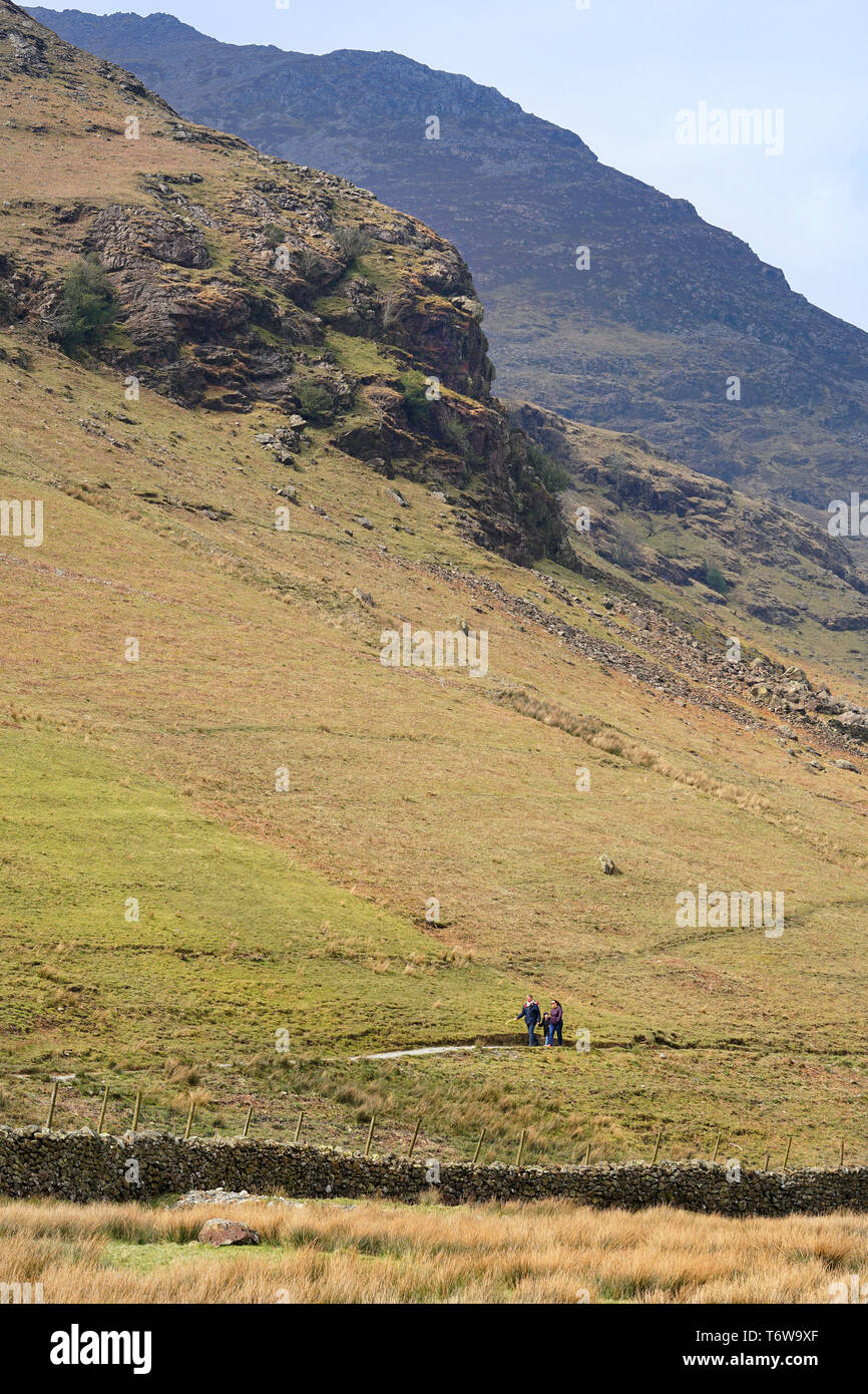 Promenade au lac buttermere Banque de photographies et d’images à haute ...
