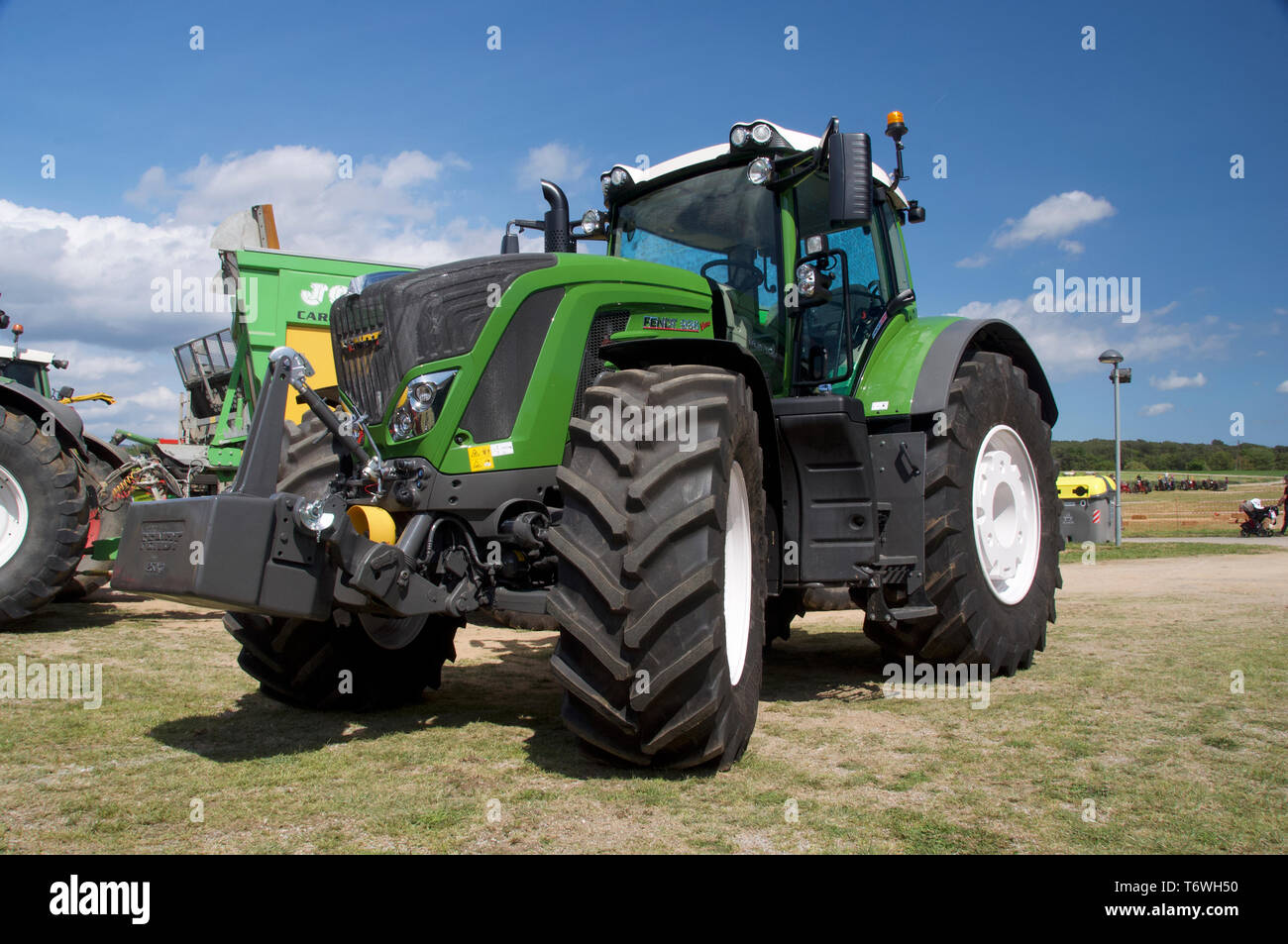 Agriculteurs tracteurs Banque de photographies et d’images à haute ...