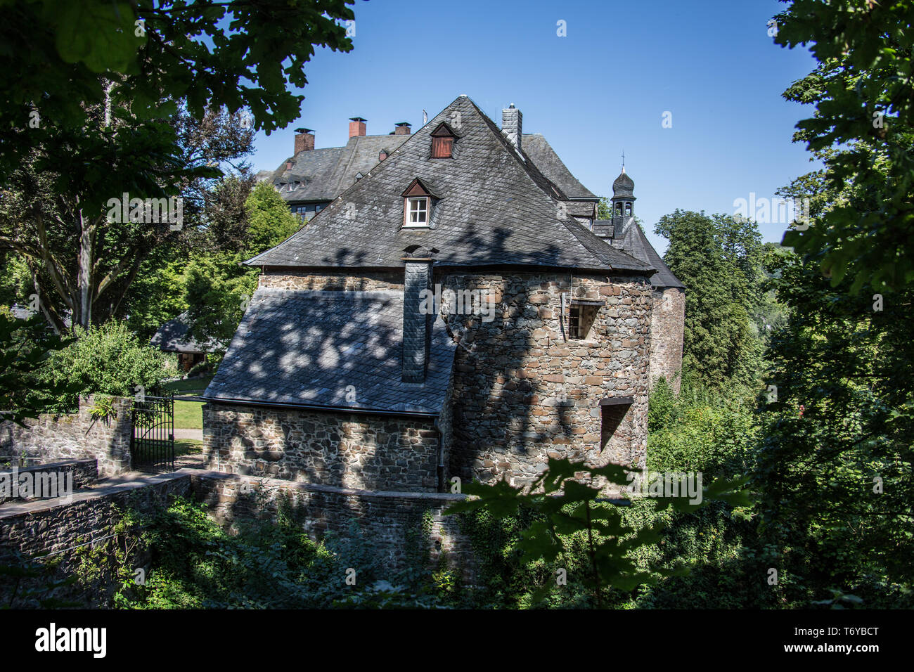 Schloss schonstein Banque de photographies et d’images à haute résolution - Alamy